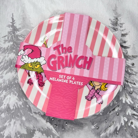 The Grinch | Holiday | New The Grinch Melamine Appetizerdessert Plates ...